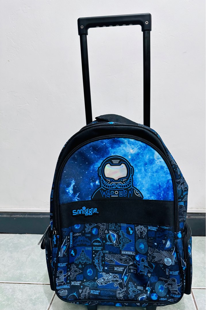 Smiggle Trolley, Babies & Kids, Babies & Kids Fashion on Carousell