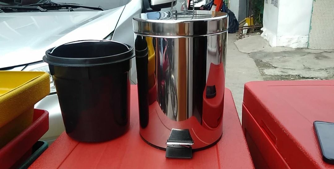 STAINLESS TRASH BIN, Furniture & Home Living, Cleaning & Homecare ...
