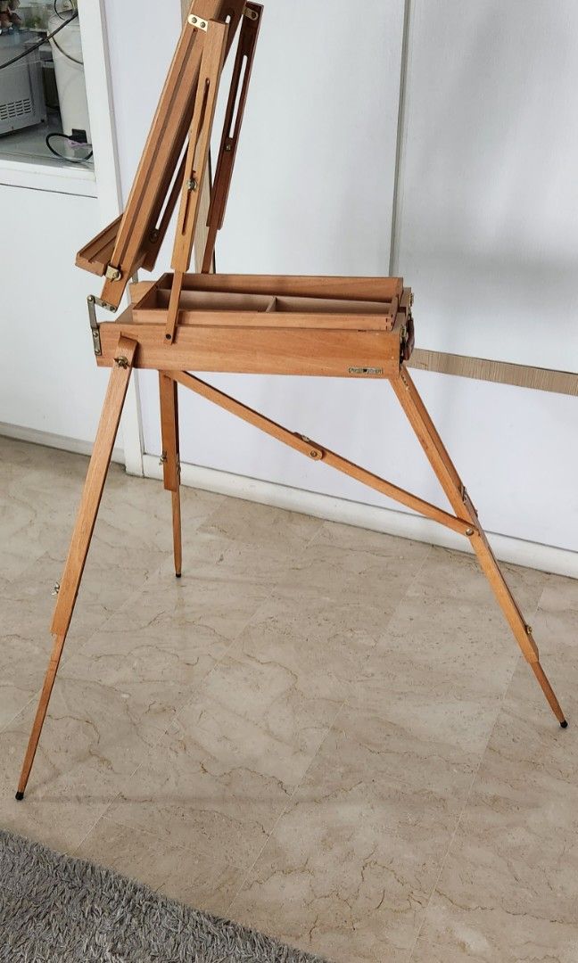 Super high quality Easel stand for sale !, Hobbies & Toys, Stationery ...