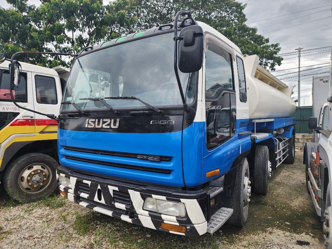 Tanker truck for sale Isuzu 6sd1 inline manual 8 wheelers 14kl, Special Vehicles, Heavy Vehicles ...