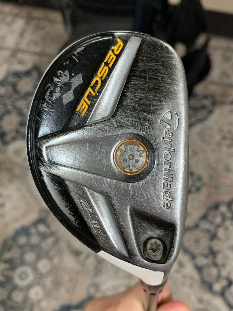 Taylormade rescue, Sports Equipment, Sports & Games, Golf on Carousell