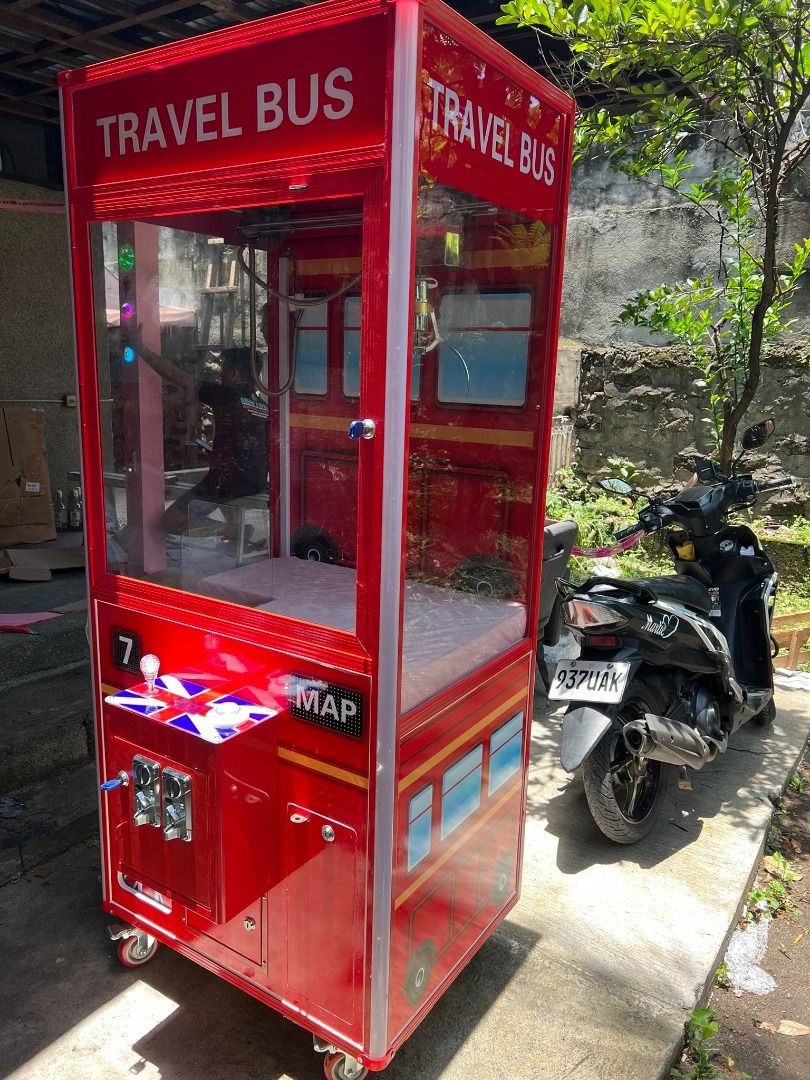 TRAVEL BUS CLAW ARCADE MACHINE, Video Gaming, Video Game Consoles ...