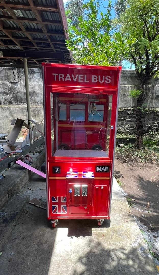 TRAVEL BUS CLAW ARCADE MACHINE, Video Gaming, Video Game Consoles ...