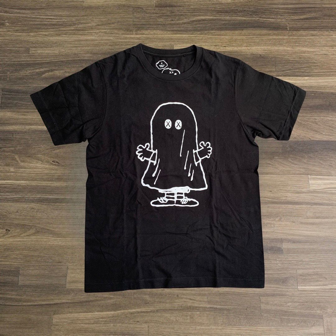 Uniqlo Kaws x Peanuts Ghost, Fesyen Pria, Pakaian , Atasan di Carousell