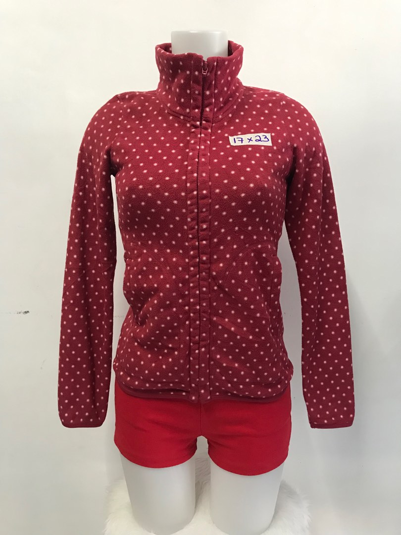 Uniqlo Turtle Neck Jacket, Women's Fashion, Coats, Jackets and ...