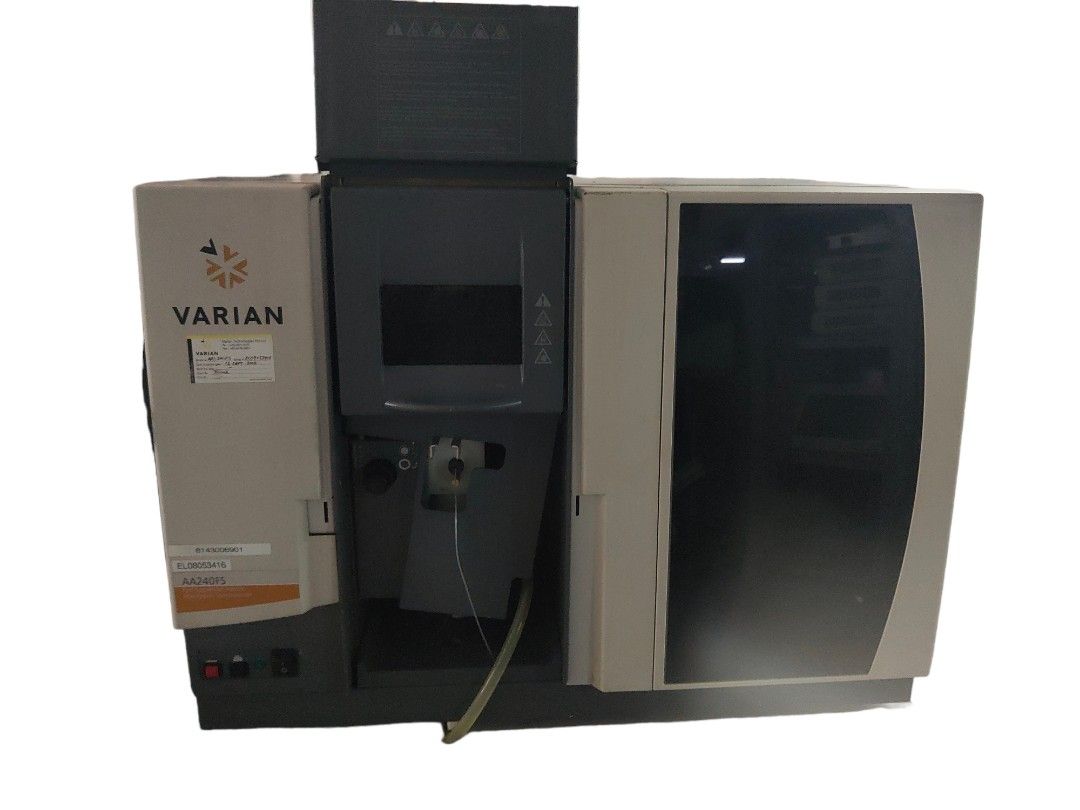 Varian AA240FS Fast Sequential Atomic Absorption Spectrometer for sale ...