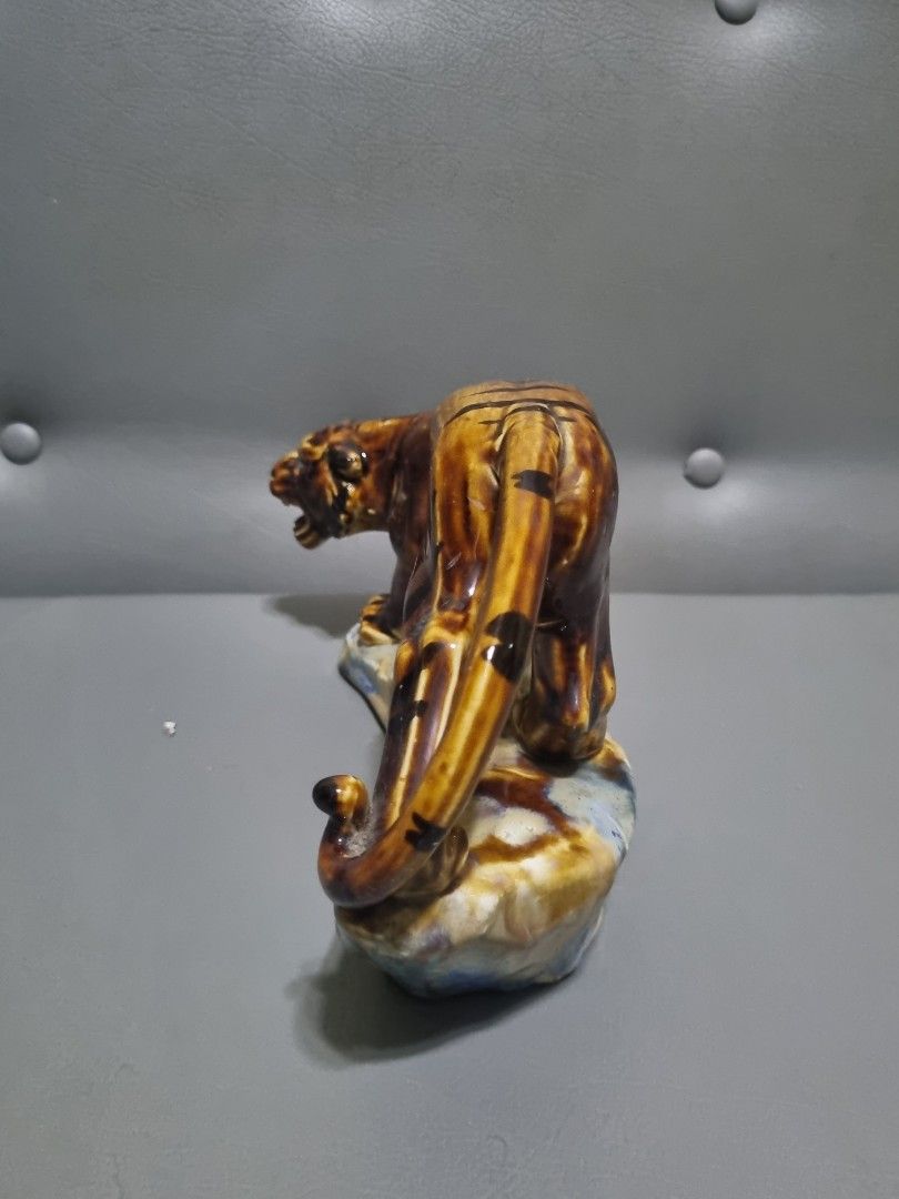 Vintage Ceramic Tiger, Hobbies & Toys, Memorabilia & Collectibles ...