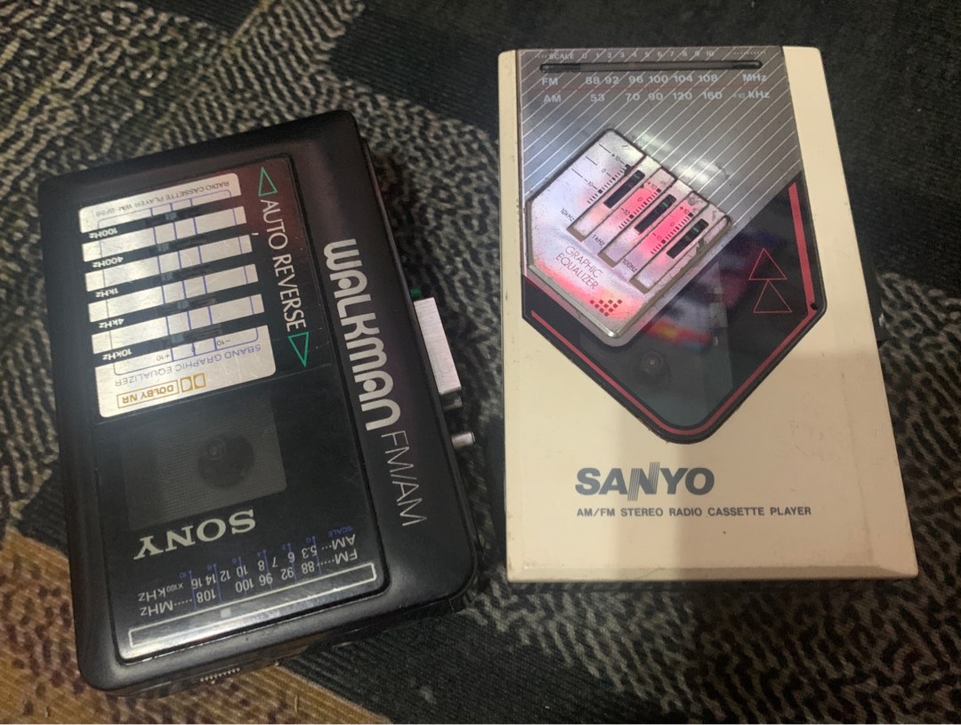 walkmans on Carousell