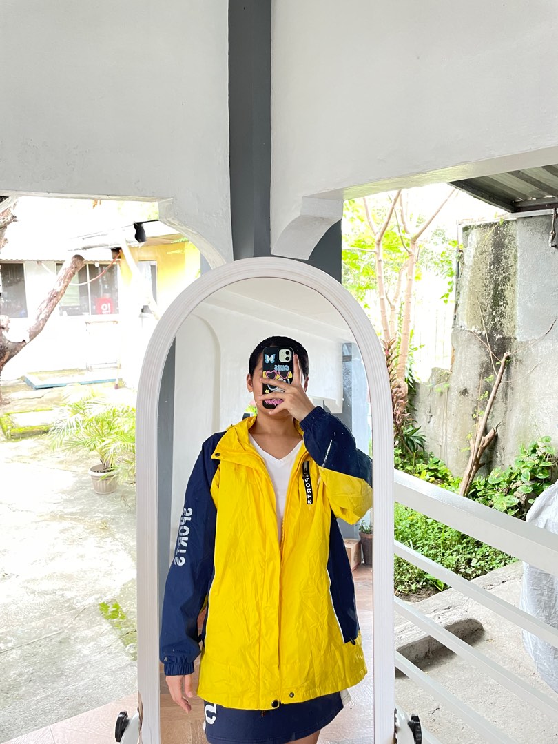 Wind breaker, Men's Fashion, Coats, Jackets and Outerwear on Carousell