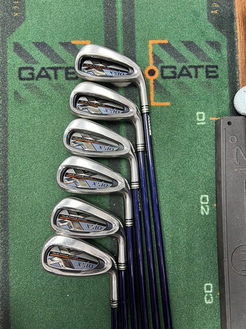 XXIO 10 Forged Irons (5-P) (6 Pieces) [With lightweight MP-1000 49 R ...