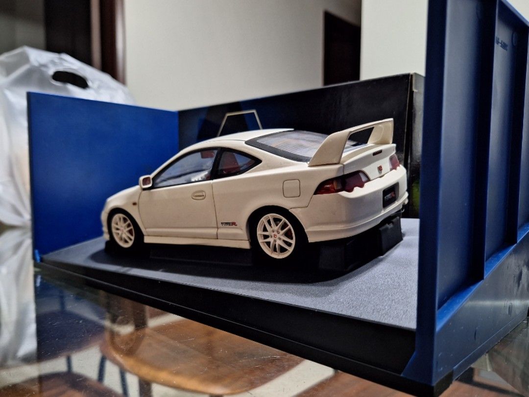 1/18 Autoart Honda DC5 Type R, Hobbies & Toys, Toys & Games on Carousell