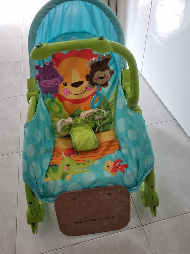 Baby Rocker and mobile, Babies & Kids, Infant Playtime on Carousell