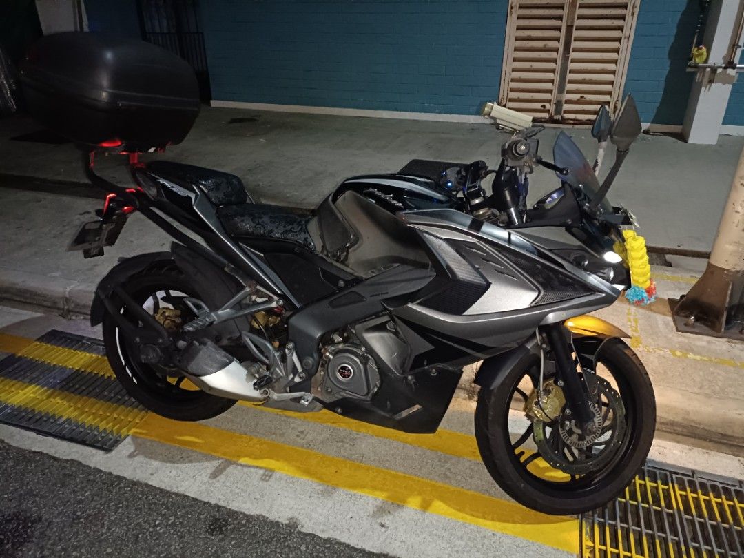Bajaj pulser RS200, Motorcycles, Motorcycles for Sale, Class 2B on ...