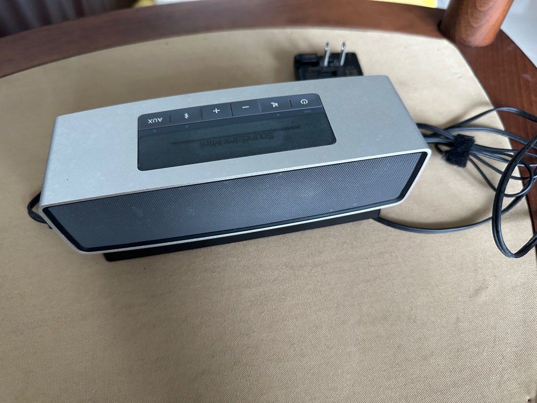 Bose SoundLink Mini Bluetooth Speaker (1st gen), Audio, Soundbars ...
