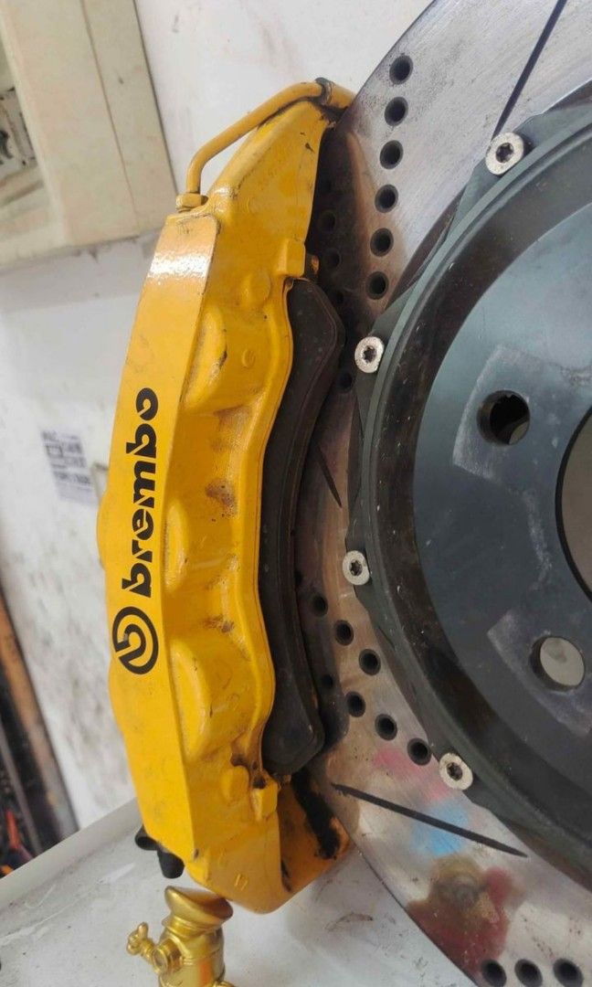 Brembo GT6 6 pot caliper/ low price selling, Car Accessories, Tyres ...
