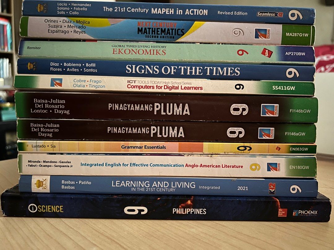 Grade 9 textbooks , Hobbies & Toys, Books & Magazines, Textbooks on Carousell