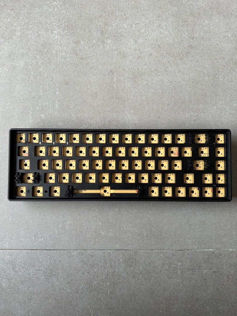 Custom mechanical keyboard kit black 3 pin hot swap, Computers & Tech ...