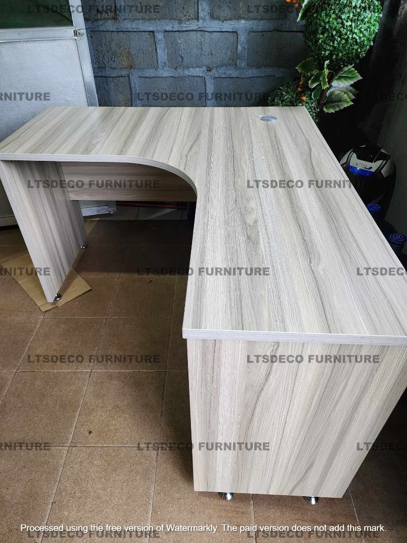 CUSTOMIZE L-SHAPE TABLE OFFICE PARTITION FURNITURE on Carousell