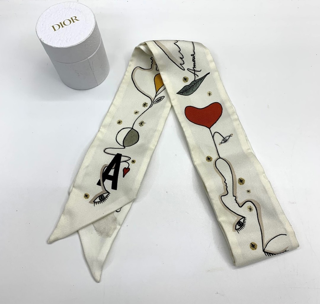 Dior Amore Silk Twilly, Luxury, Accessories on Carousell