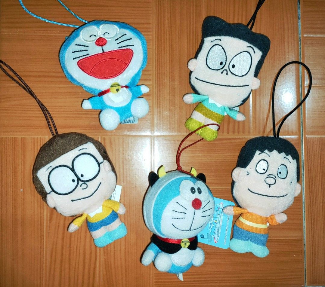 Doraemon charms, Hobbies & Toys, Toys & Games on Carousell