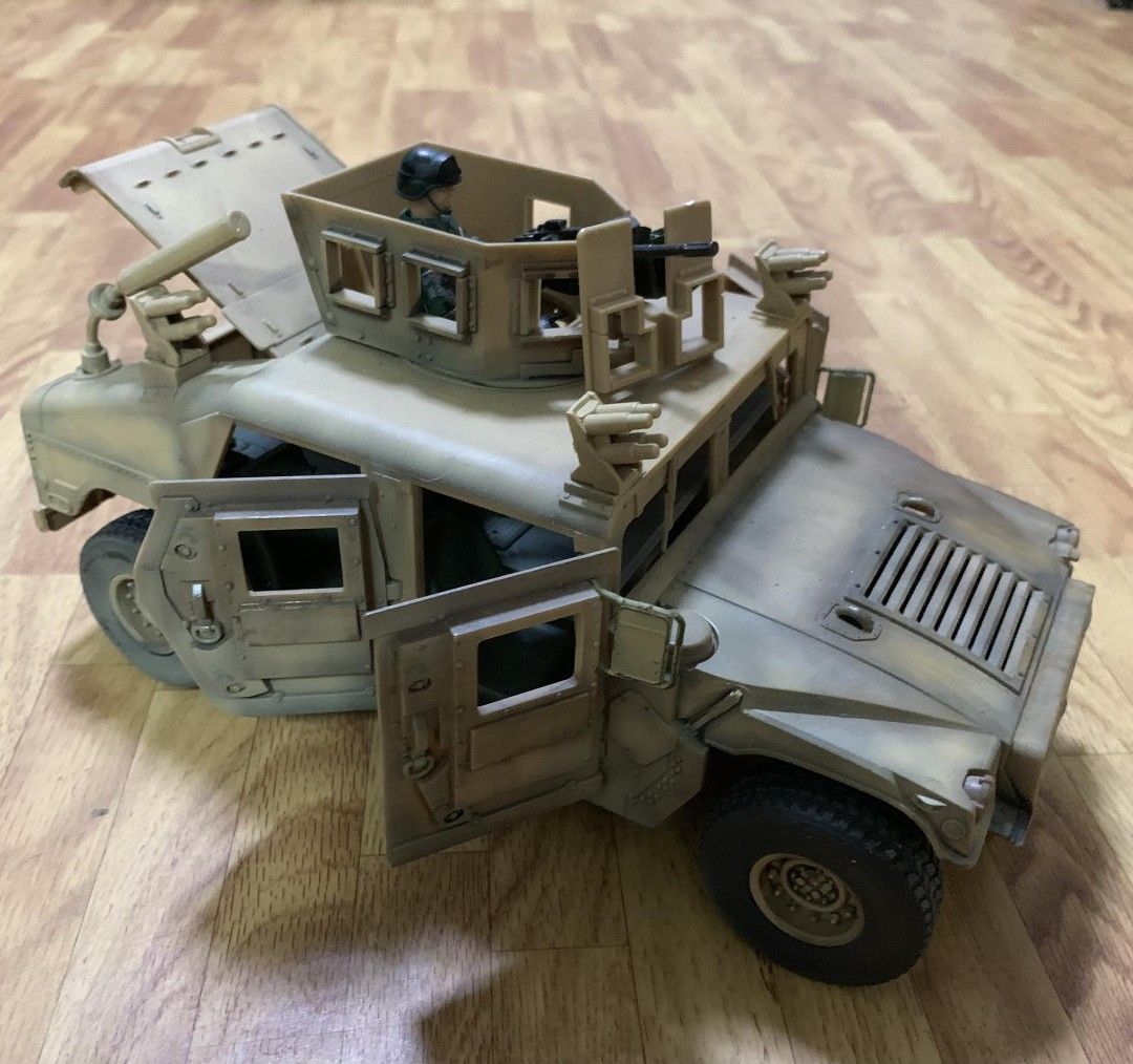 Elite Force BBI Humvee (no box), Hobbies & Toys, Toys & Games on Carousell