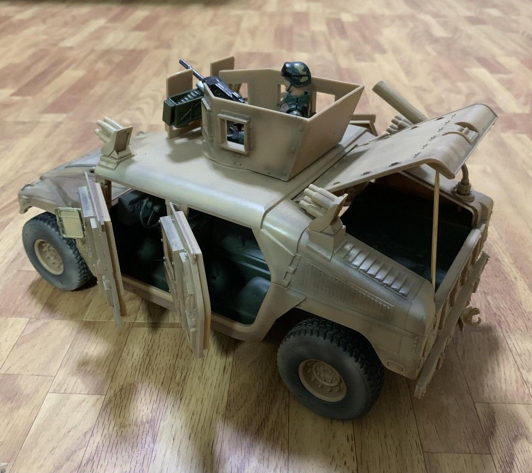 Elite Force BBI Humvee (no box), Hobbies & Toys, Toys & Games on Carousell