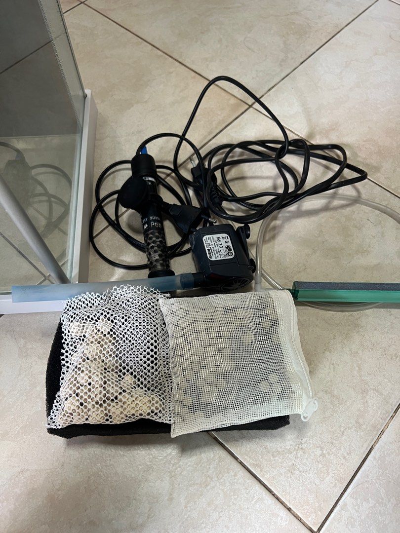Fluval 10L Spec tank with accessories., Pet Supplies, Homes & Other Pet ...