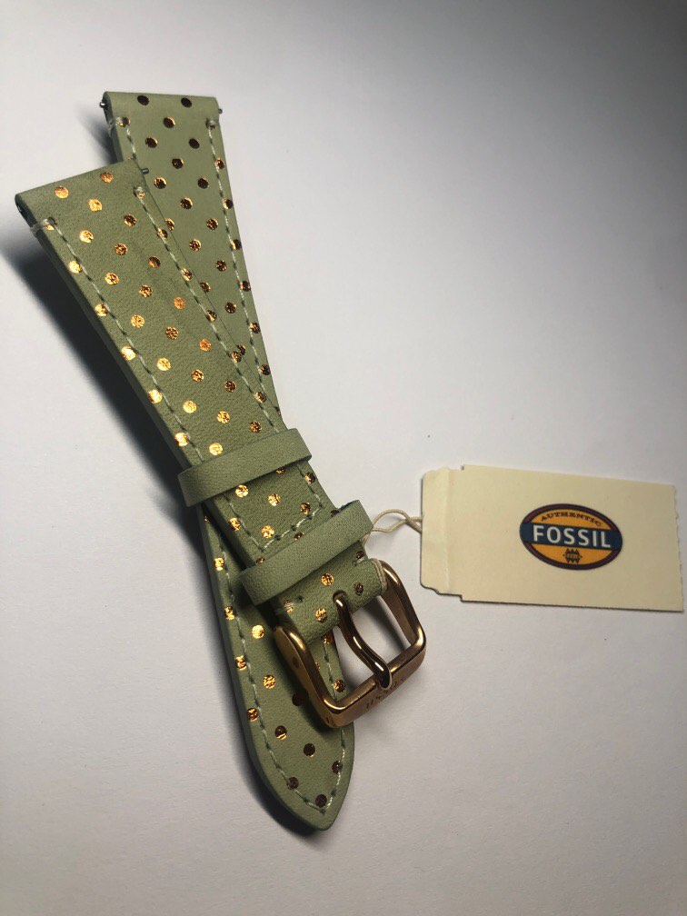 Fossil watch leather strap 18mm, Luxury, Watches on Carousell