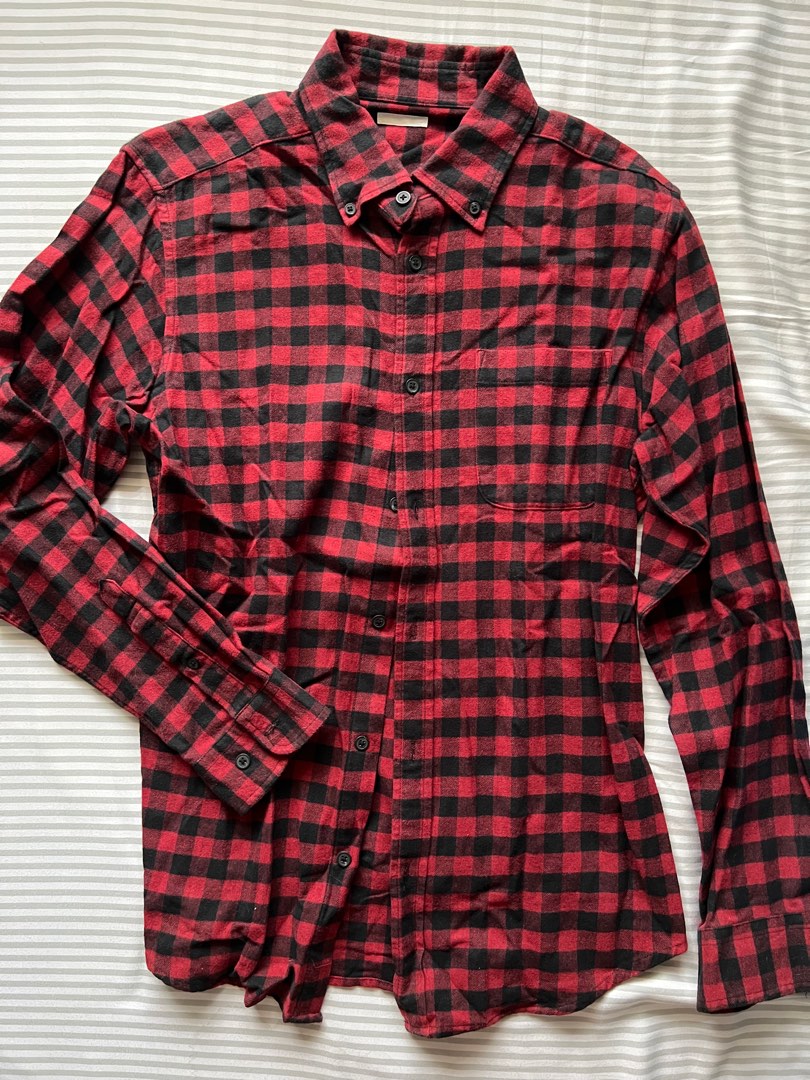 GU Red Checkered Long Sleeves L, Men's Fashion, Tops & Sets, Tshirts ...