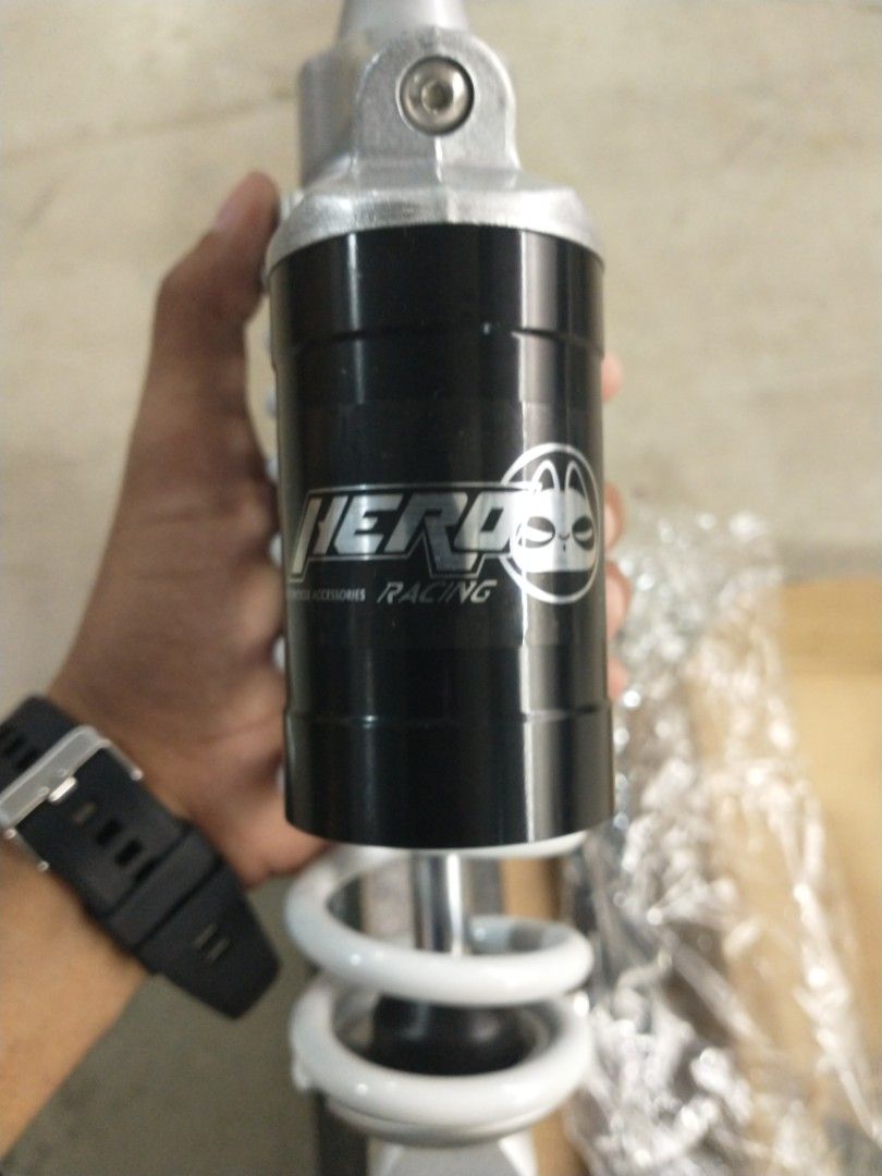 Hero Shock Absorber HE-011-300mm White, Motorbikes, Motorbike Parts ...