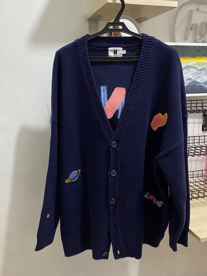 House of BTS DNA Cardigan, Hobbies & Toys, Memorabilia & Collectibles ...