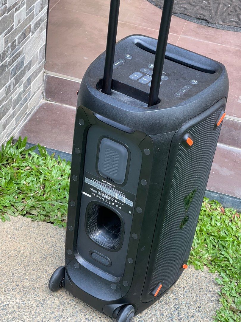 JBL Partybox 310, Audio, Soundbars, Speakers & Amplifiers on Carousell