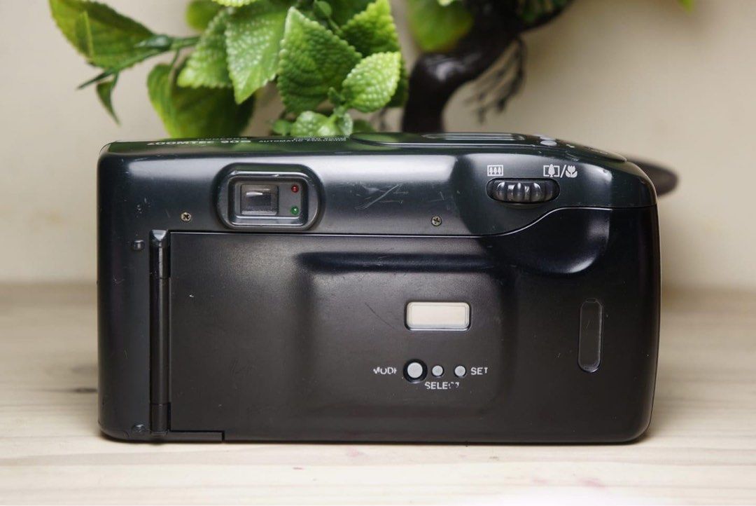 Kyocera Zoomtec 90s Film Camera on Carousell