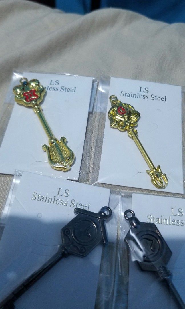 LUCY FAIRYTAIL KEYS FOR TAKE ALL!!!, Hobbies & Toys, Memorabilia ...