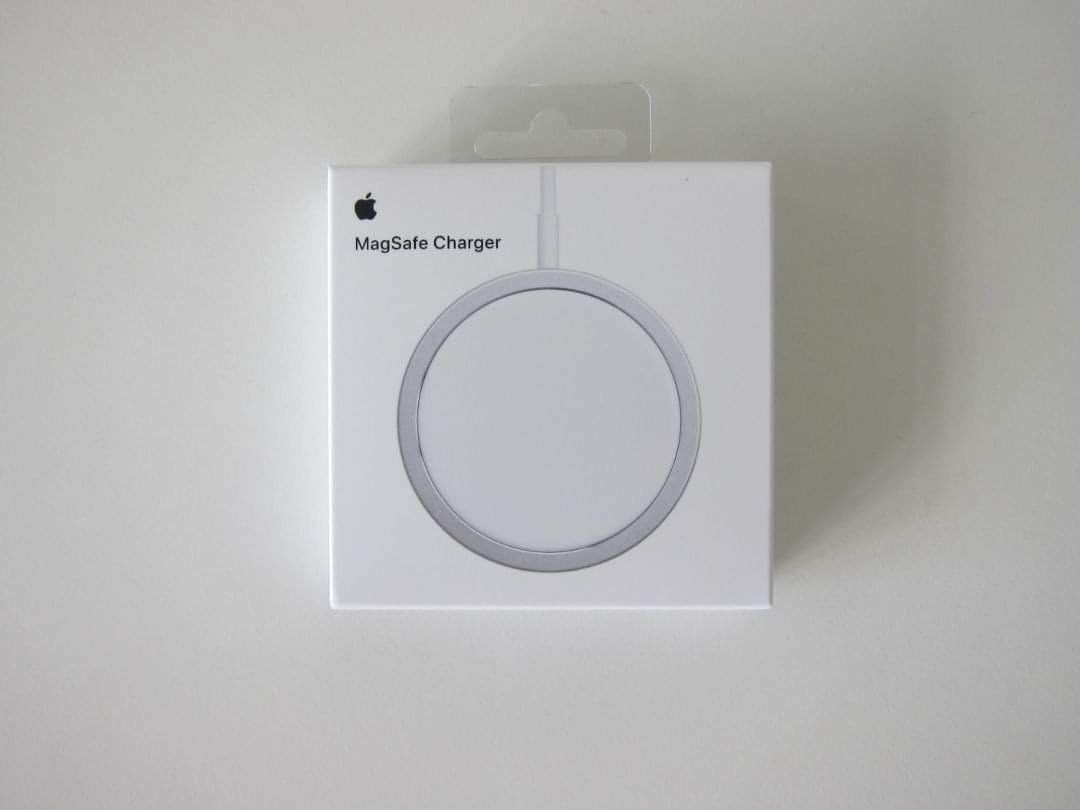 Magsafe brandnew naka sealed pa on Carousell
