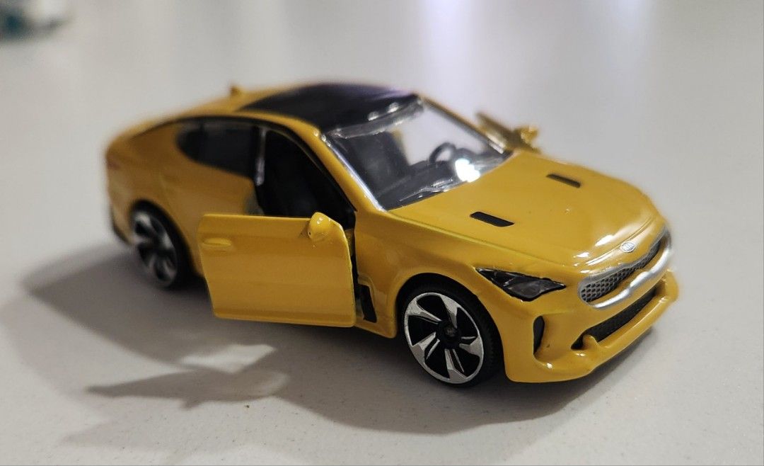 Majorette Kia Stinger (Carded / loose) diecast 1:64, Hobbies & Toys ...