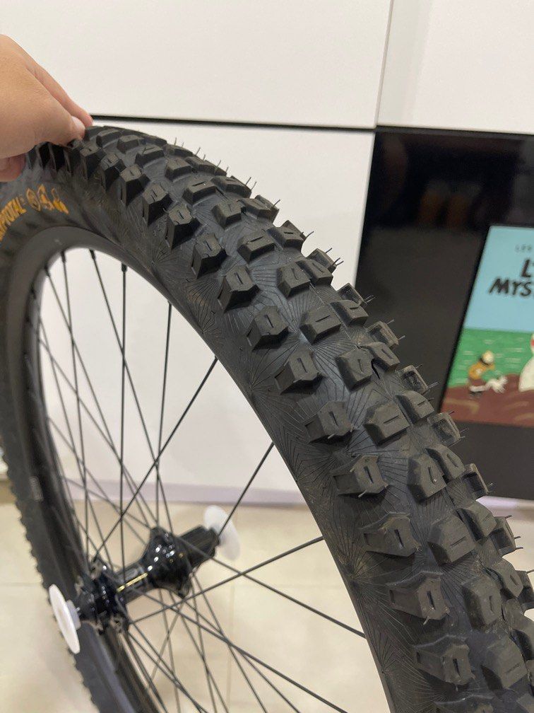 MTB Rear wheel set 27.5 Nukeproof + Continental Kryptotal, Sports ...