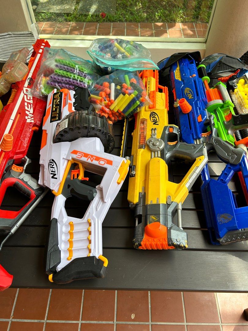 Nerf Guns - Collection of 15 guns, Hobbies & Toys, Toys & Games on ...