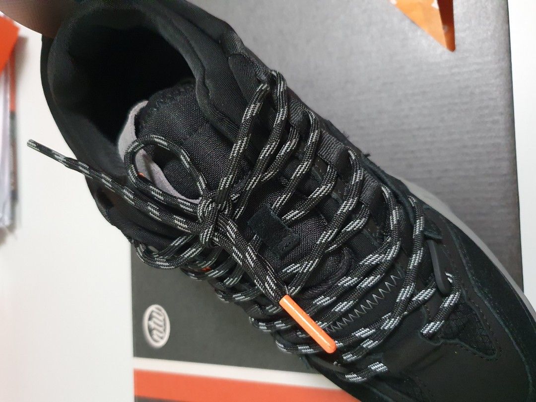 no two ways moonless