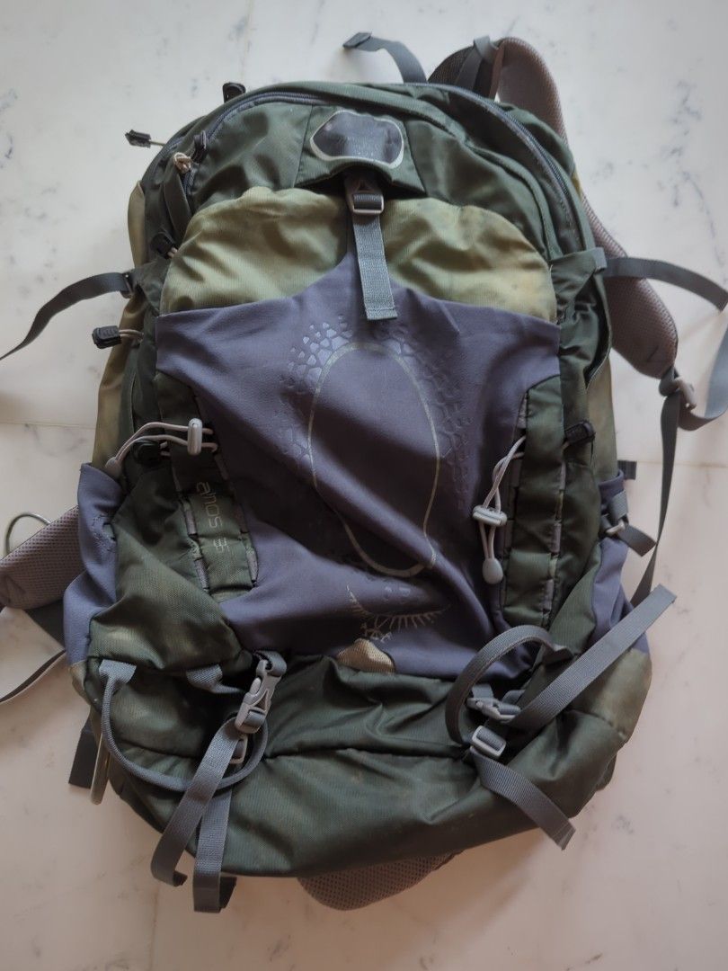 Osprey Atmos 35, Men's Fashion, Bags, Backpacks on Carousell