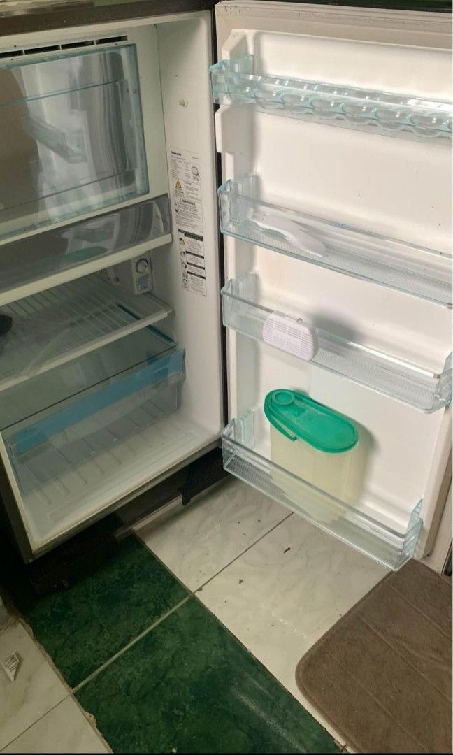 Panasonic ref medium size on Carousell
