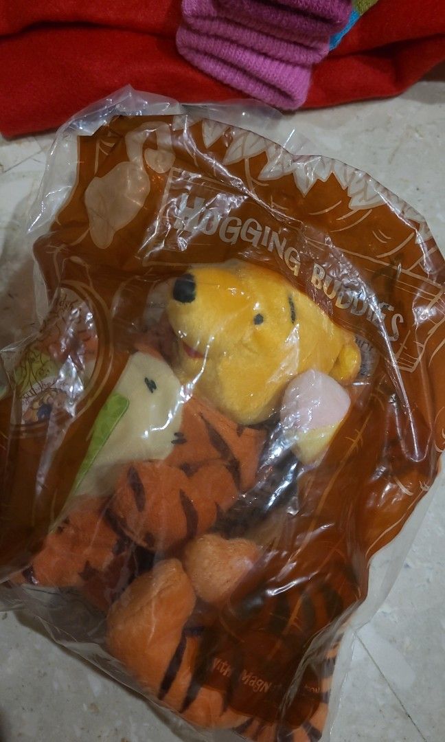 Pooh and tigger (hugging buddies), Hobbies & Toys, Toys & Games on ...