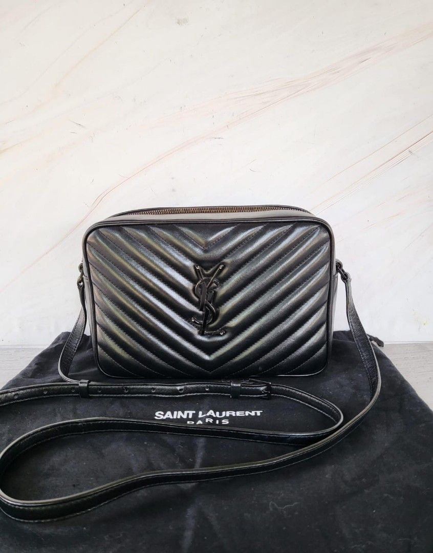 Preloved YSL Lou Camera Bag all black (23cm) 2019 with dustbag, Barang ...