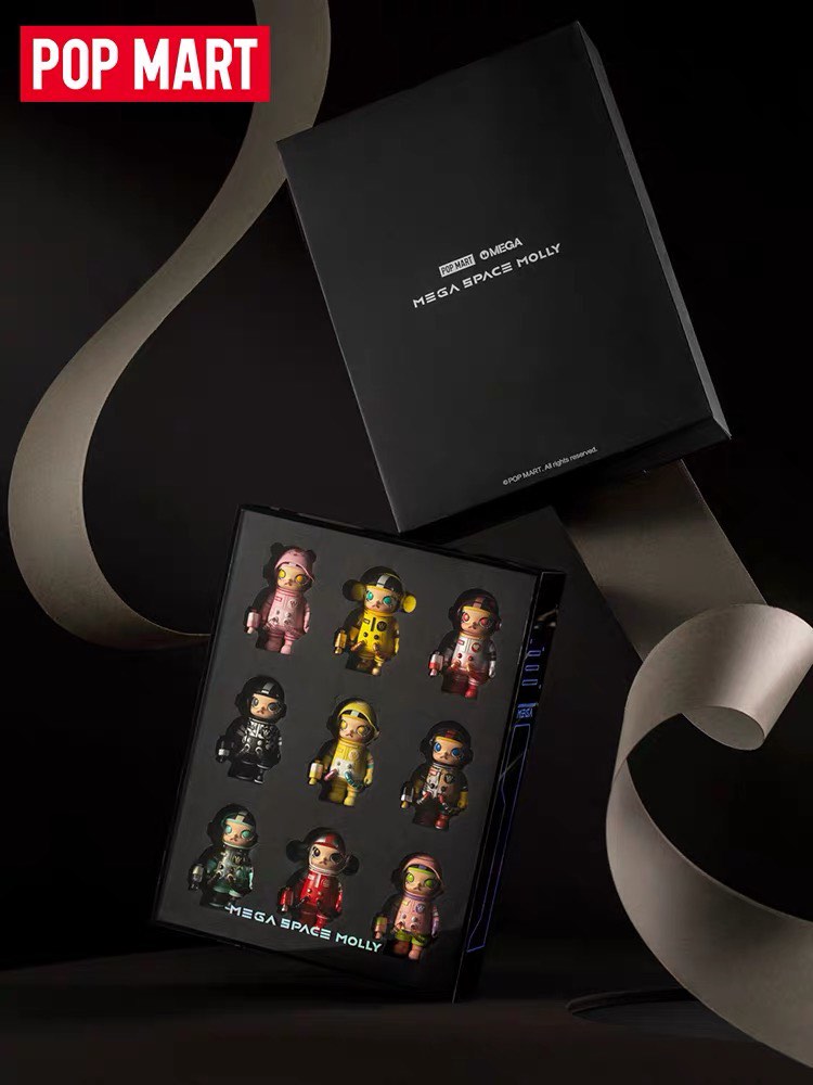 (Ready Stock) Limited Edition Pop Mart Mega Space Molly 100% Series 2-A Customized Gift Set ...