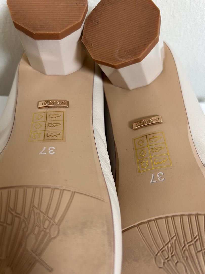 PRETTY FIT SHELLY PUMP, Women's Fashion, Footwear, Heels on Carousell