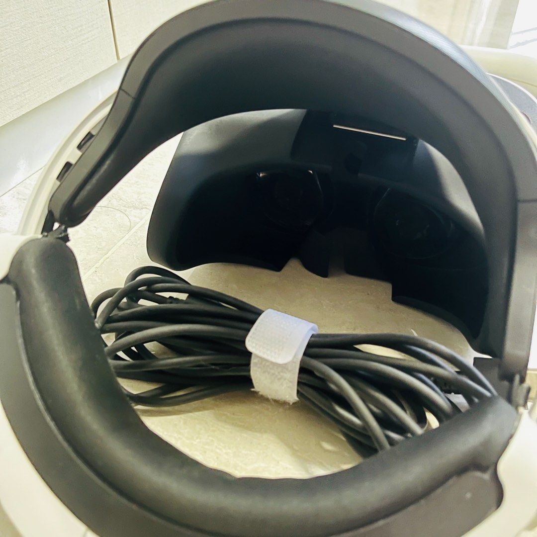 PSVR V1 Gen2 with Camera, Aim Controller and PS Move Controller, Video ...