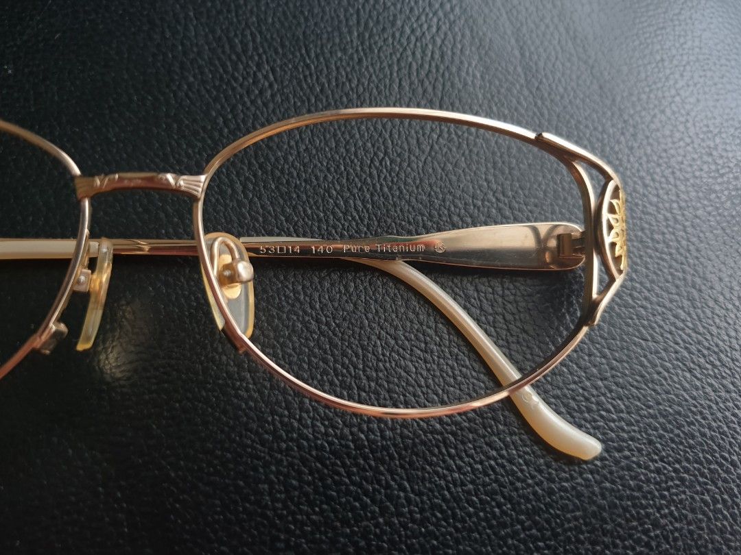 Pure Titanium Eyeglass Frame - SJ Flyer on Carousell