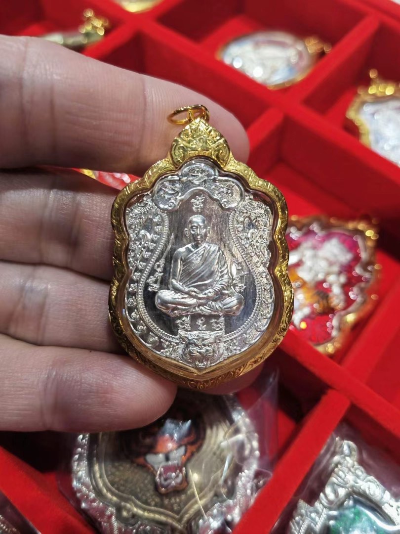 Rian sema Sua Ummata Wat Khunakron Burapachan be2561 Real Silver and 80 ...