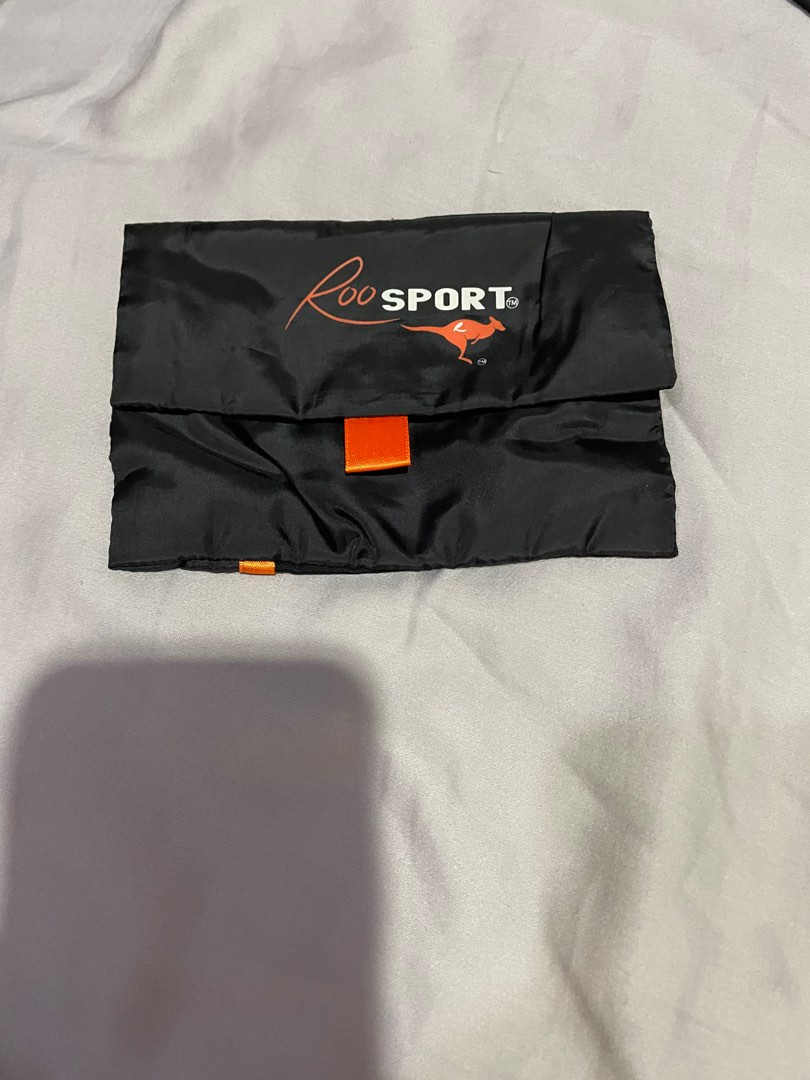 Roo sport, Sports Equipment, Hiking & Camping on Carousell
