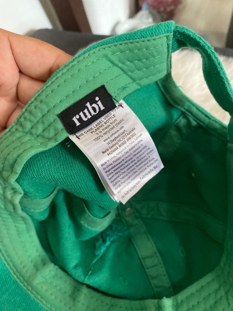 Rubi cap “gratitude” logo, Women's Fashion, Activewear on Carousell